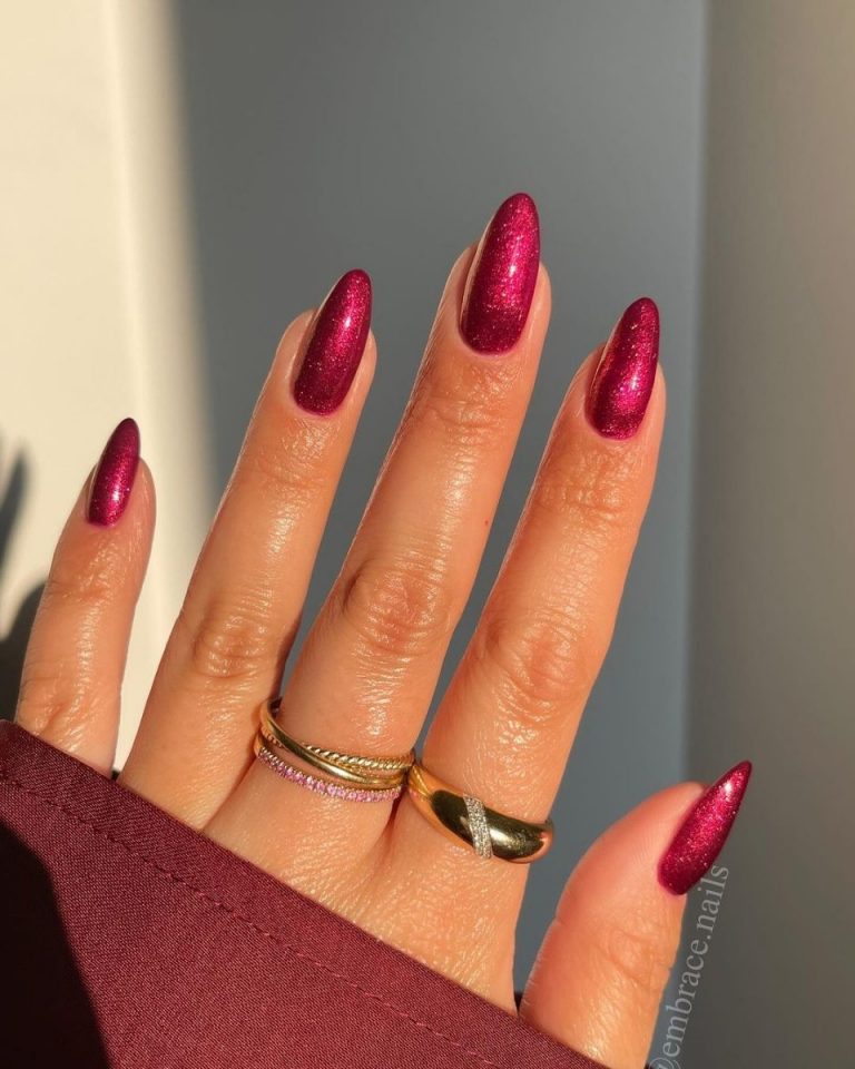 15 Bold and Beautiful Red Nail Designs You Need to Try